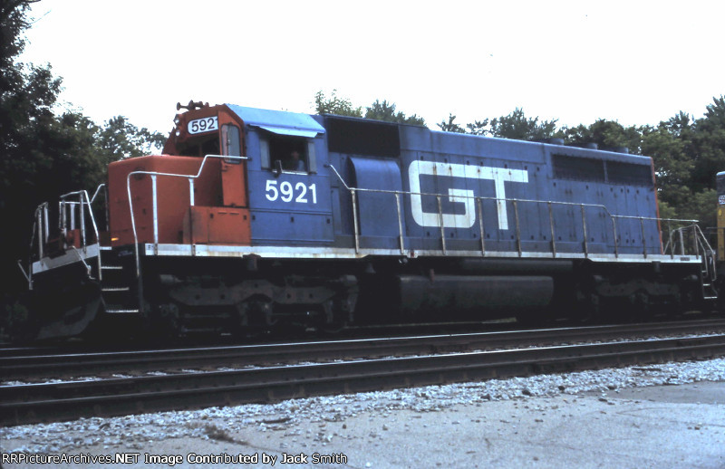 GTW 5921